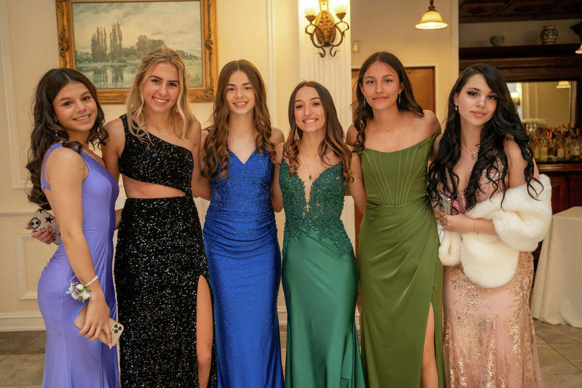 SEEN: Seymour High School prom 2023