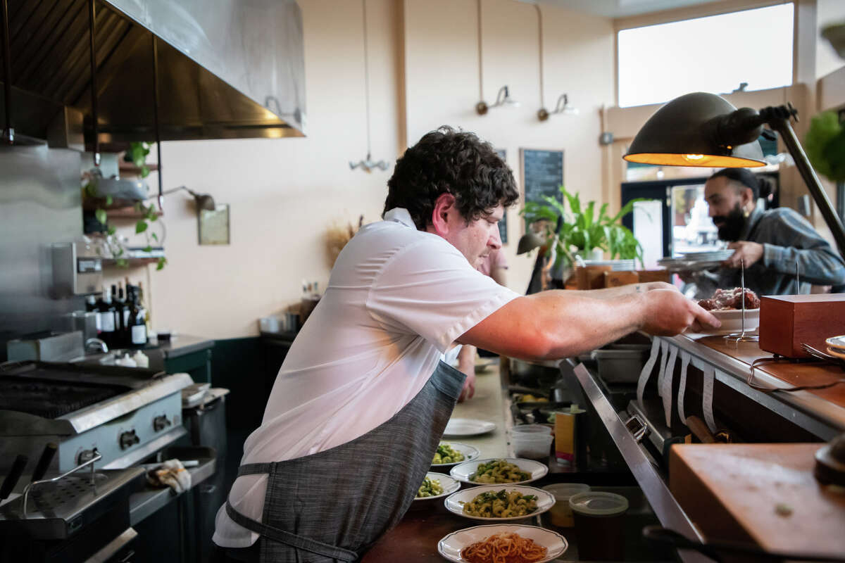 Affordable pasta restaurant Sfizio opens in Oakland