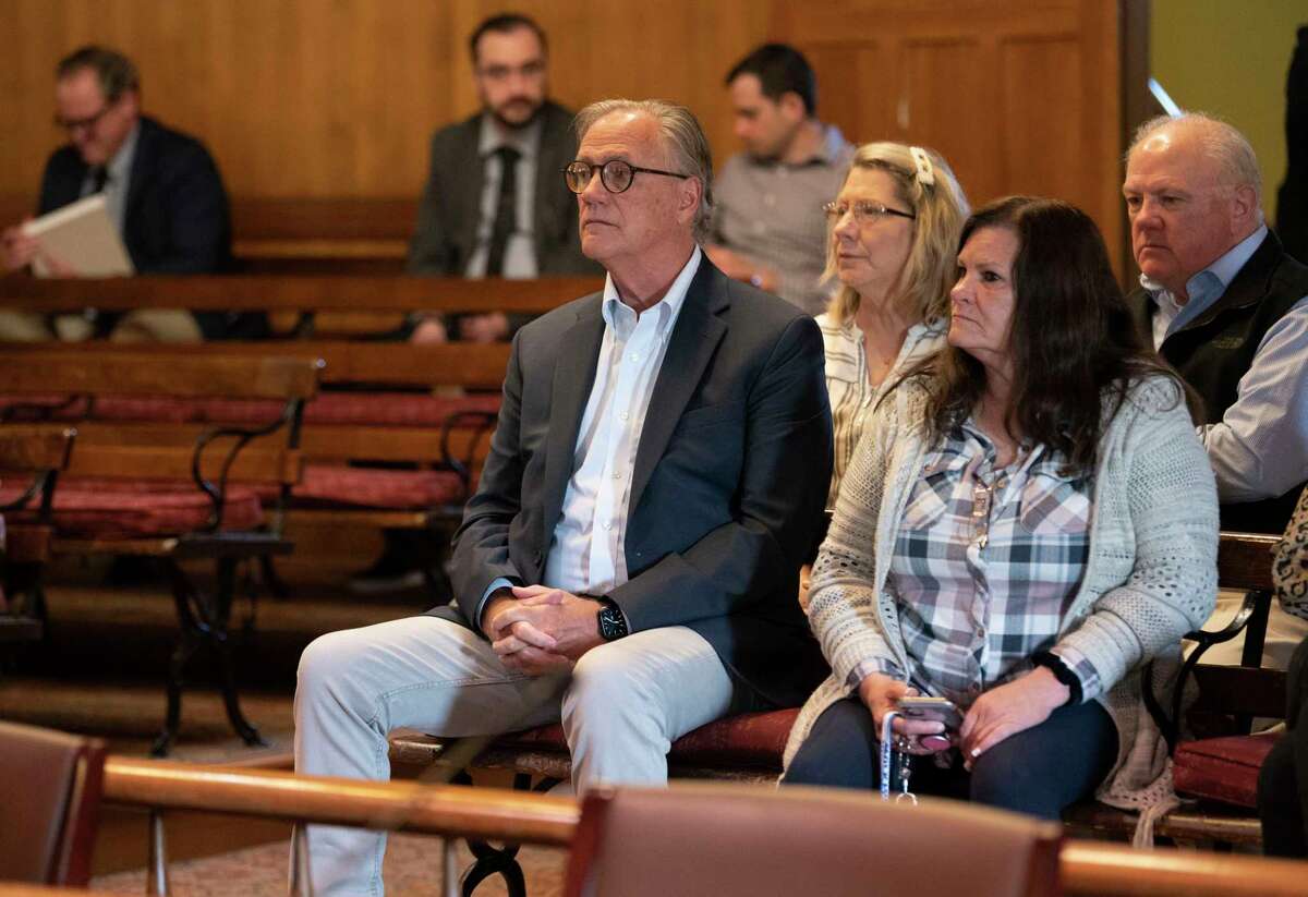 Kindlon says that Mavis, DOT officials should be on trial, not Hussain