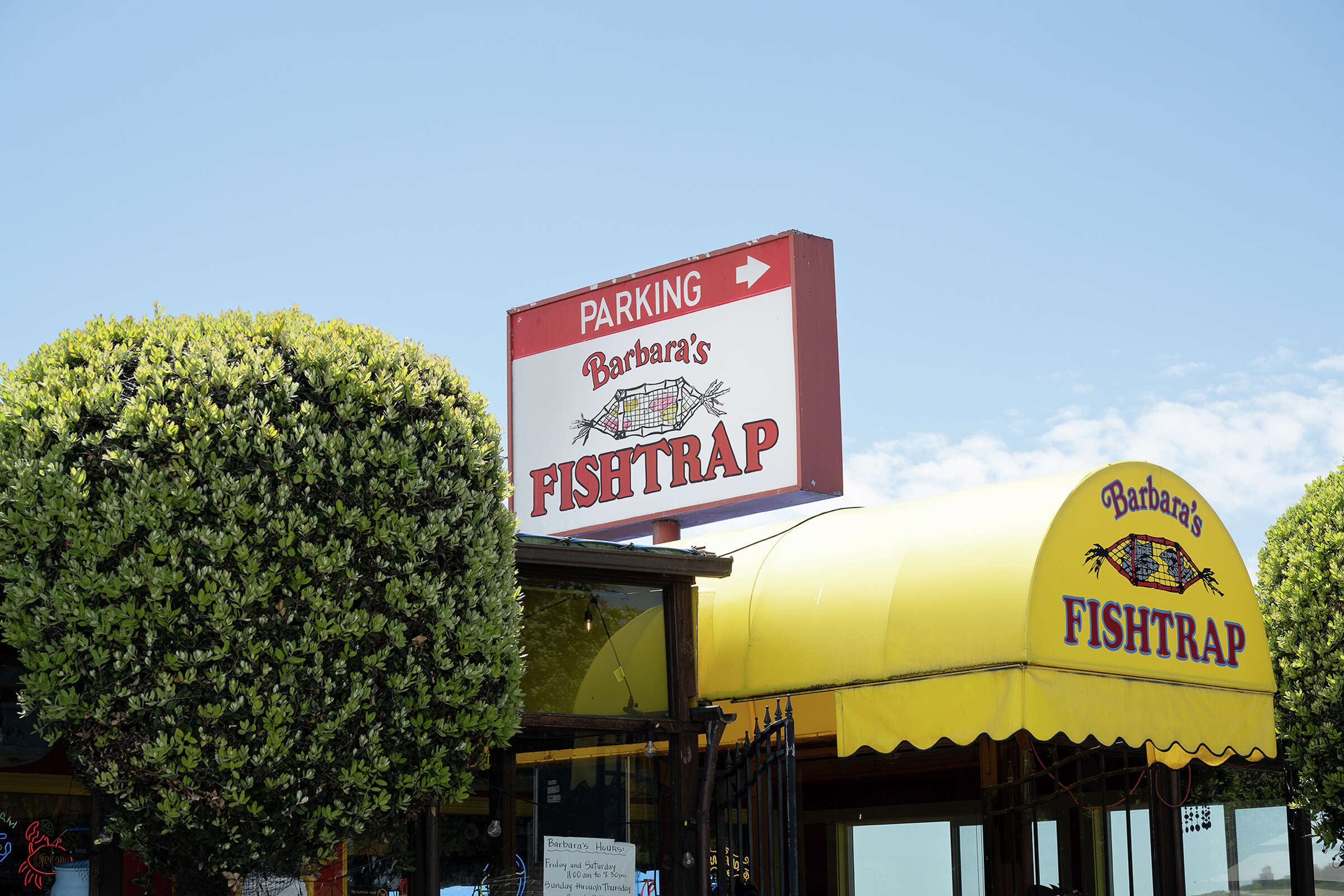 People wait an hour for calamari at this Bay Area fish shack