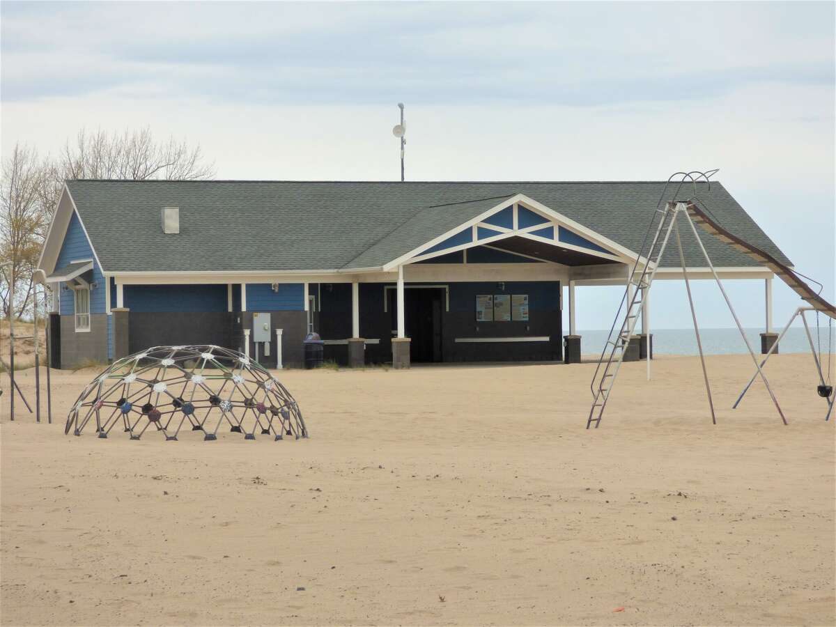 Manistee First Street Beach restaurant no longer moving ahead