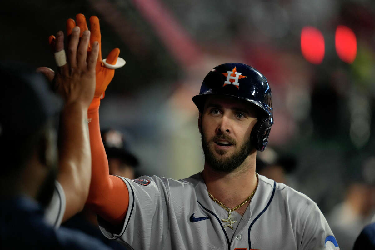 Houston Astros' bullpen burned again in loss to L.A. Angels