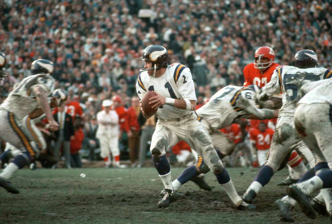 Joe Kapp, former Cal quarterback and head coach, dies at 85