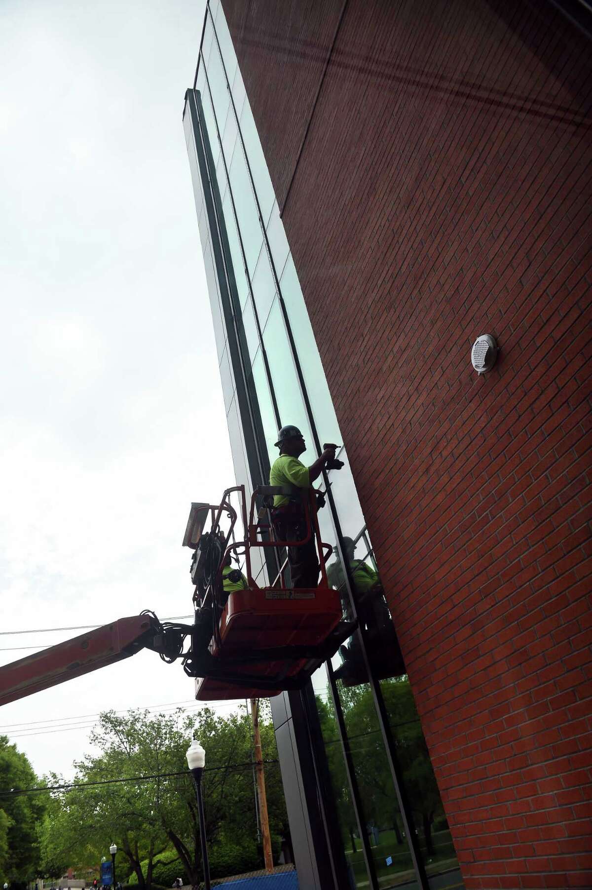 First CT-owned, net-zero building's construction complete at SCSU