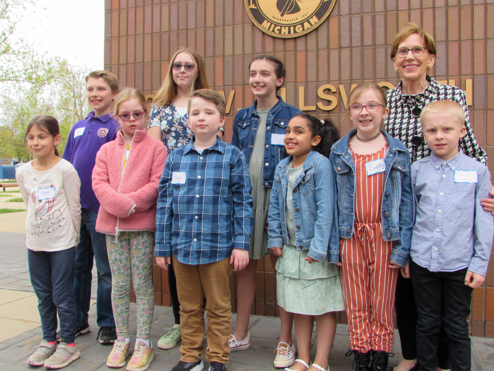 Students display what makes Midland beautiful at City Council meeting
