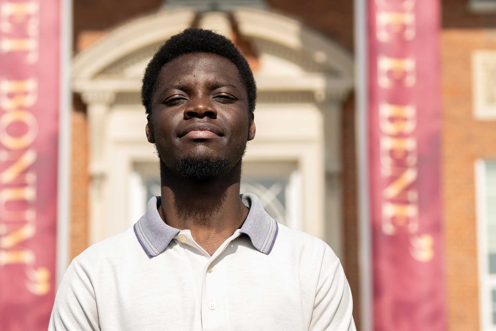 Siena College student provides lifesaving CPR to shuttle bus driver