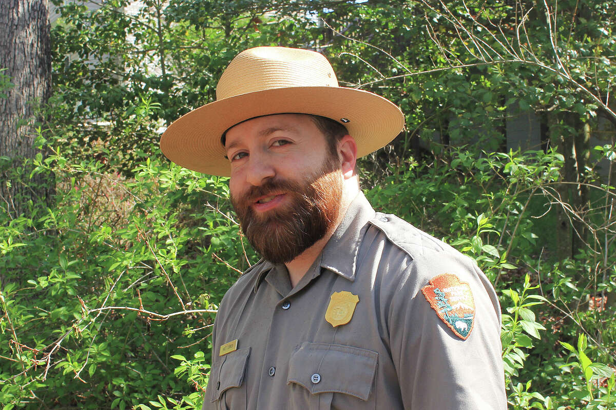 Why the National Park Service's viral tweets are so weird