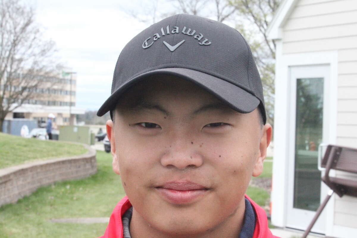 Kyle Schroeder's 73 leads way for Big Rapids