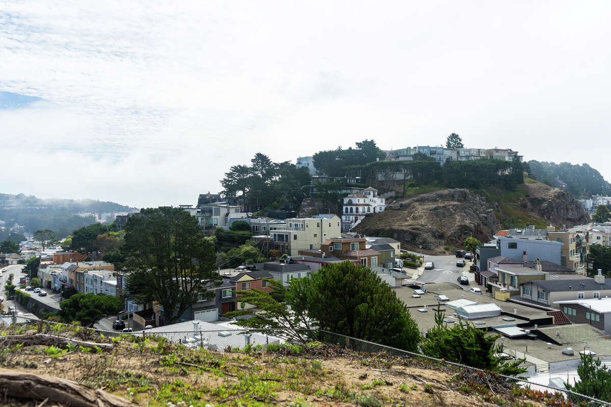 Grandview Park, a small SF park with big views