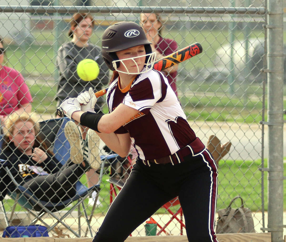 Marquette's Lenihan walks, Jersey's Krueger rides cycle