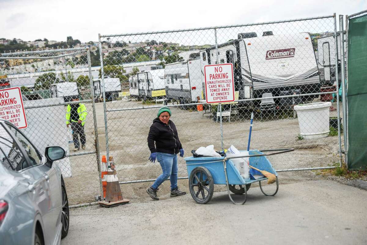 SF moves to shut down RV site for homeless near the Bayview