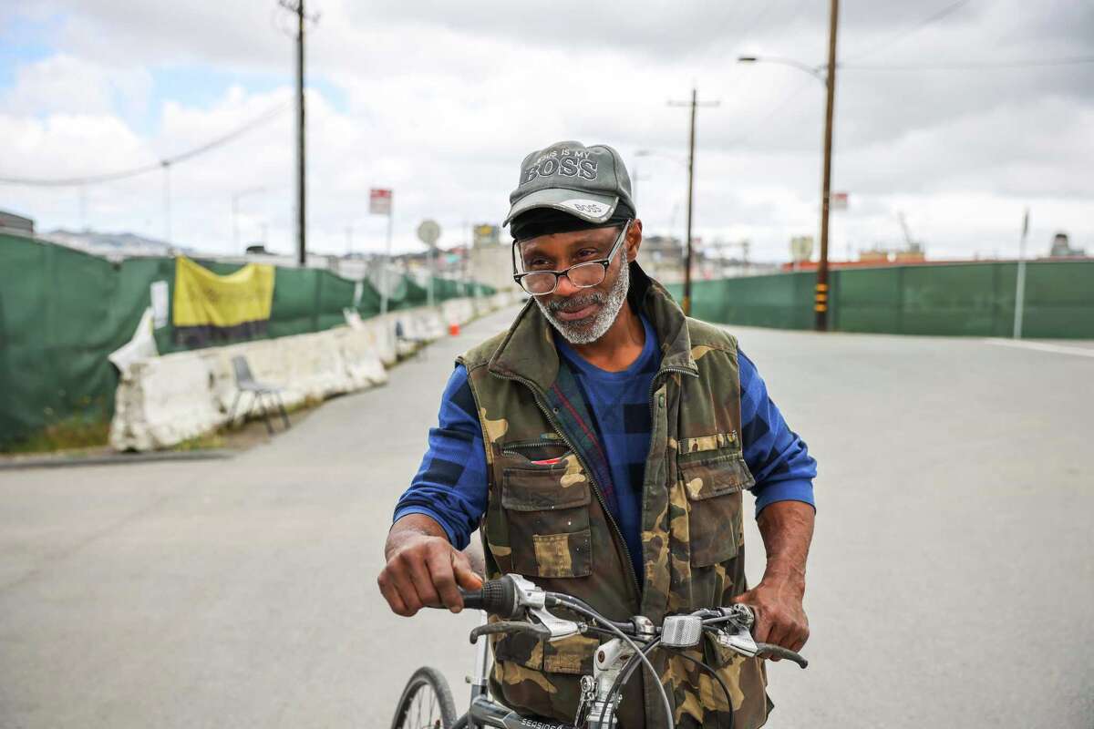 SF moves to shut down RV site for homeless near the Bayview