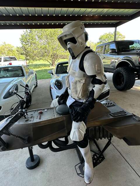 Boerne's new pizza spot Darkside serves 80s nostalgia