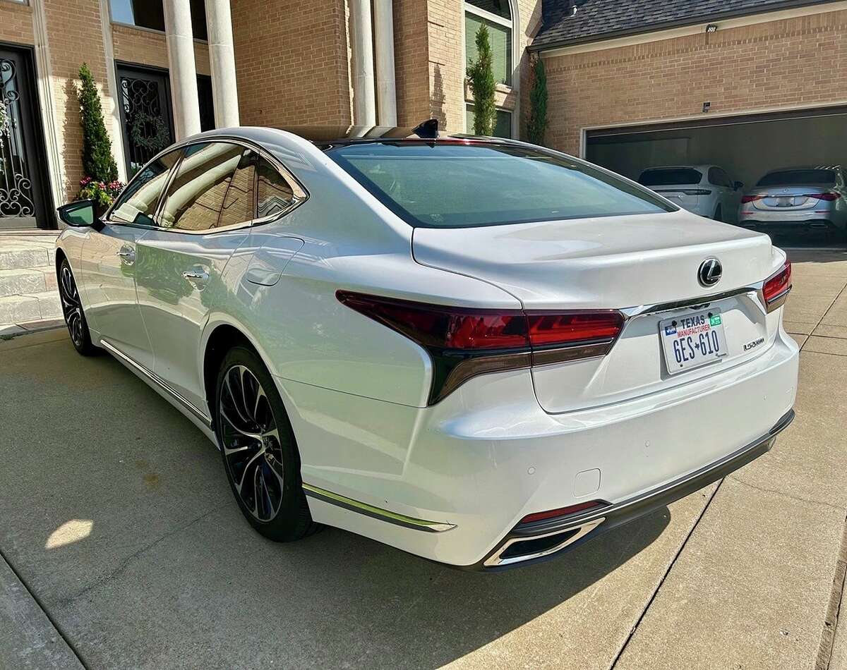 REVIEW: 2023 Lexus LS 500 Executive Package