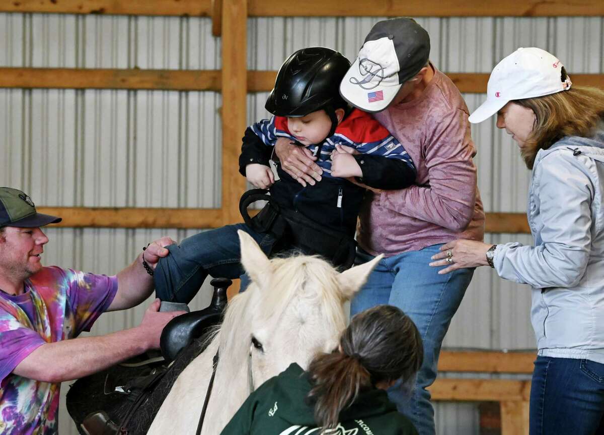 Victoria Acres empowers disabled students with horseback riding