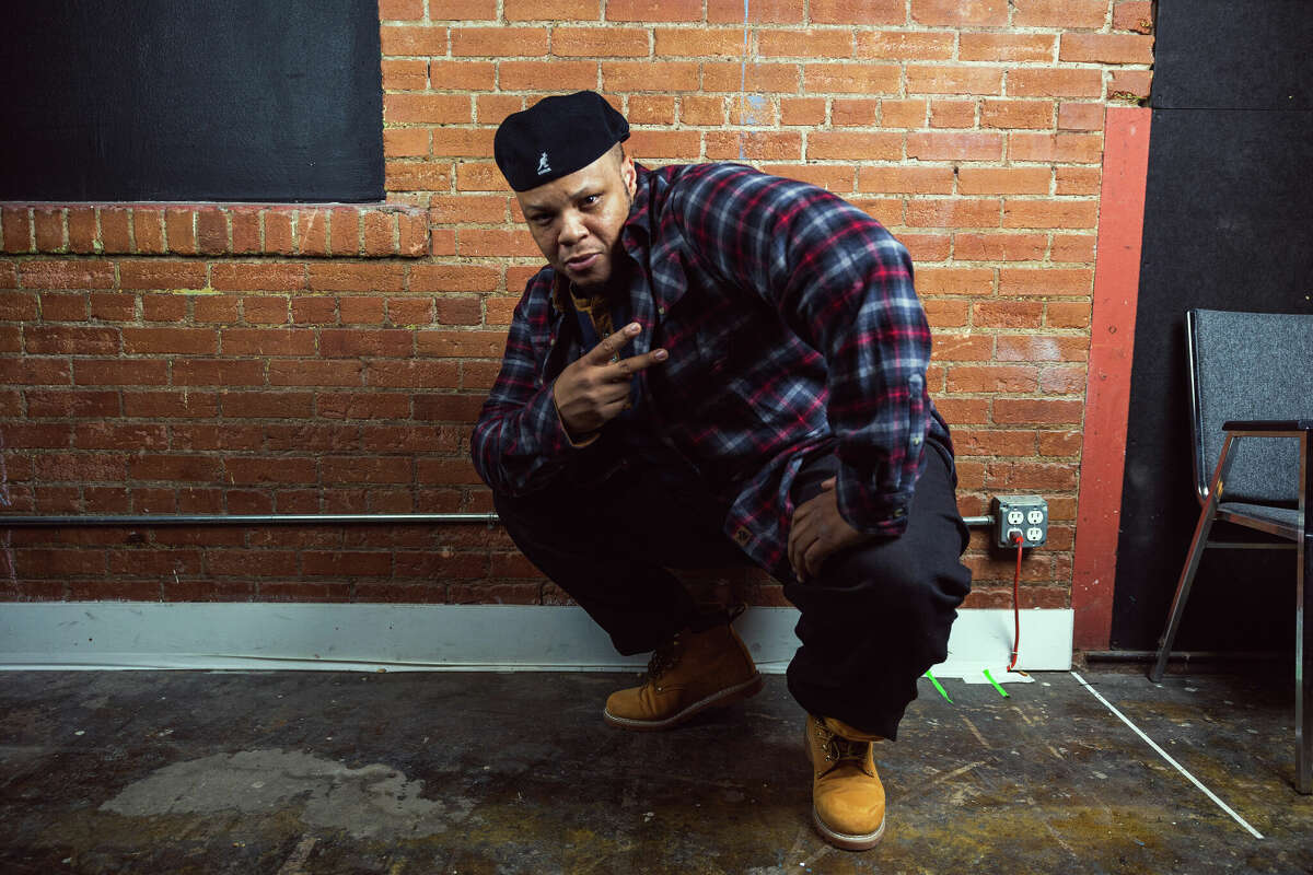 'Rent' musical is an emotional, exhilarating ride at TUTS Houston