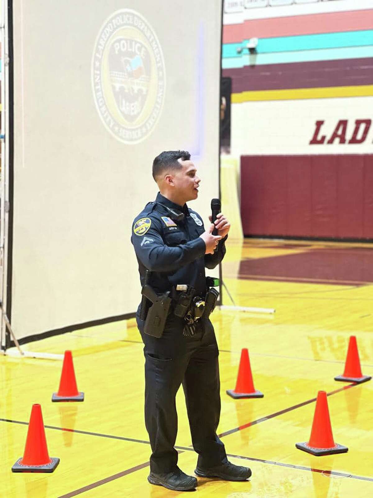 Laredo police simulate dangers of drunk driving for Zapata students