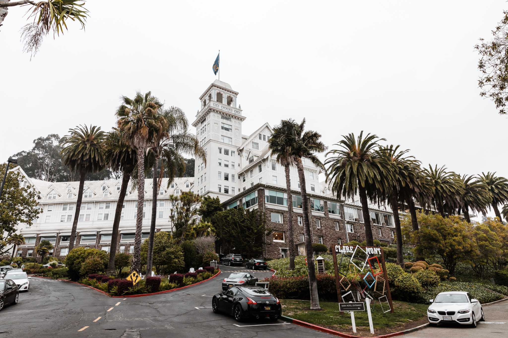 Splashy 44-unit Oakland housing proposal near Claremont Hotel is dead