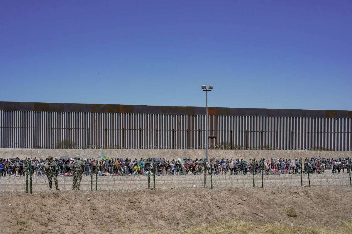 Title 42 expires: Texas border crossings mostly calm despite warnings