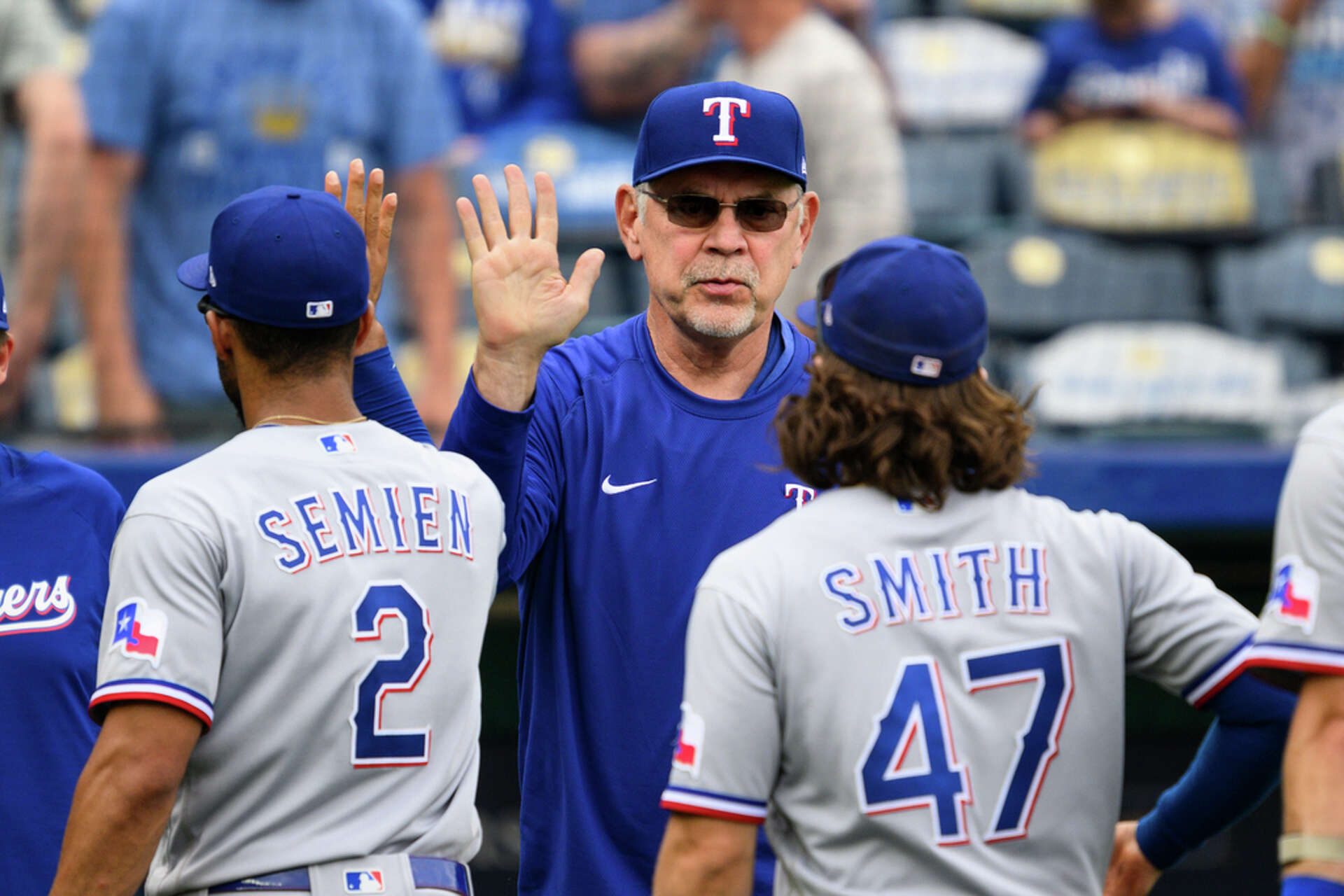Bruce Bochy returns to Bay Area to face A’s with first-place Rangers