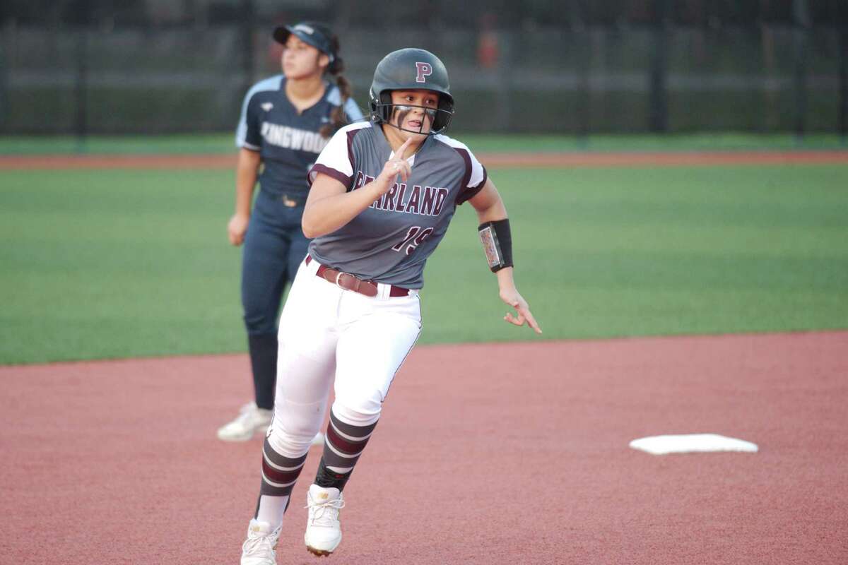 HS softball: Pearland, Deer Park meet for Region III-6A title