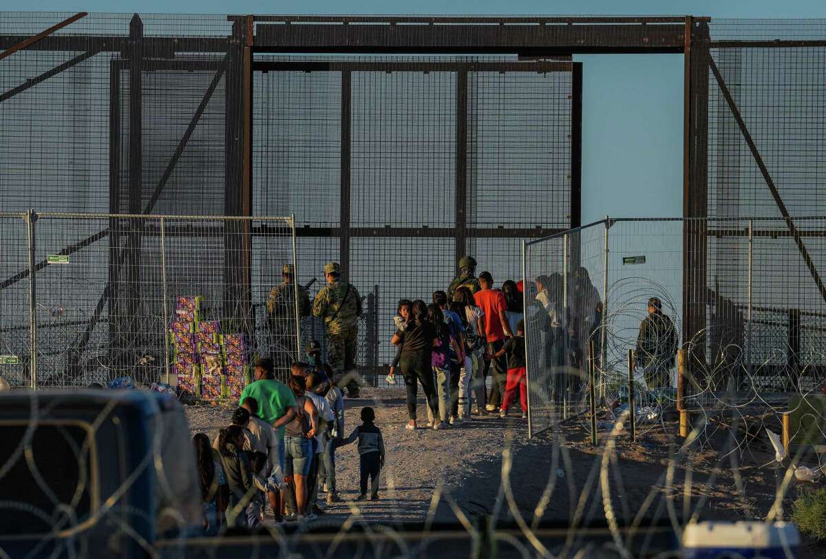 Title 42 expires: Texas border crossings mostly calm despite warnings