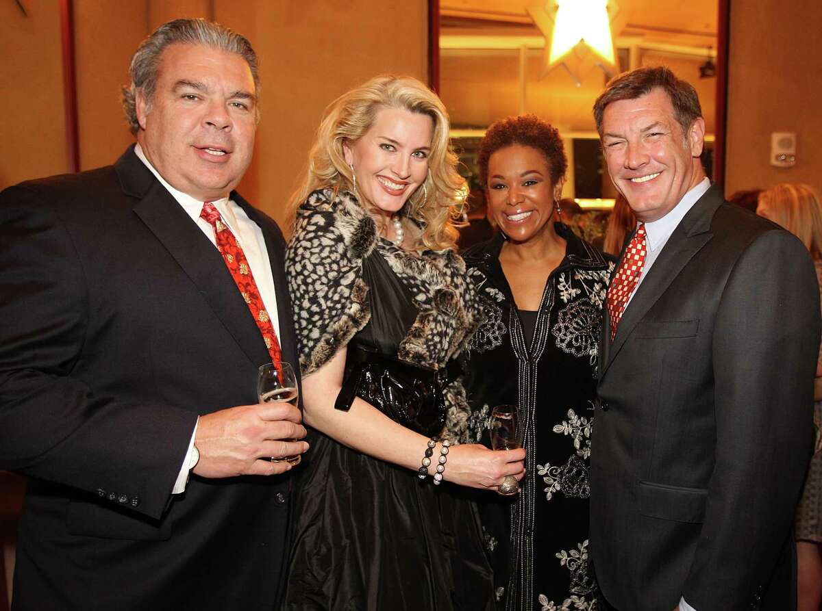 Former international modeling executive and Neal Hamil dead at 62