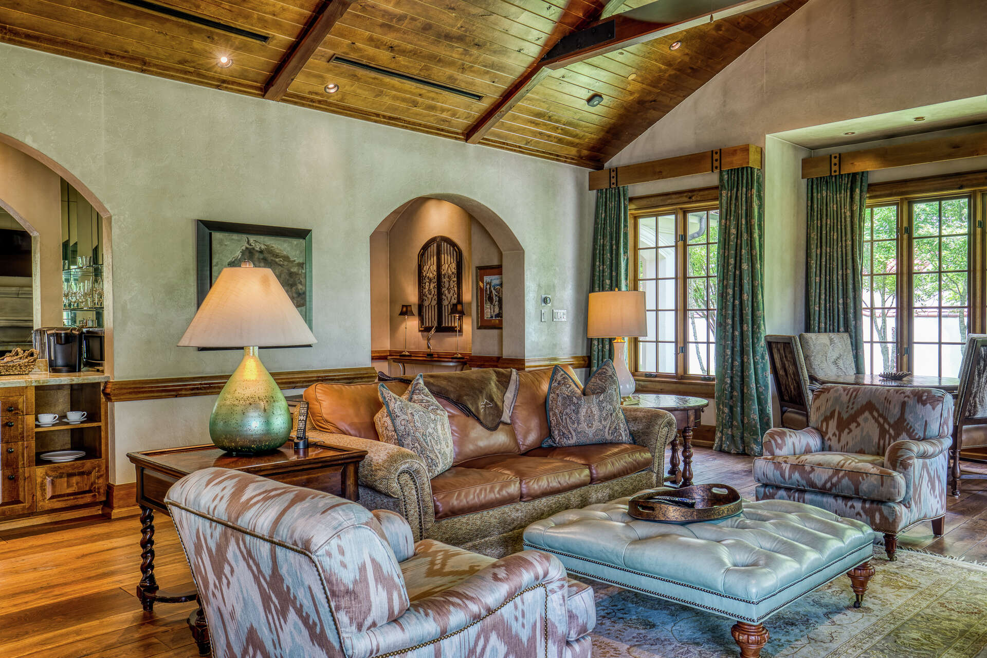 Drake's Houston home revealed to be $15 million ranch