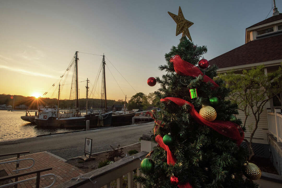 Hallmark holiday movie filming locations in CT you can visit