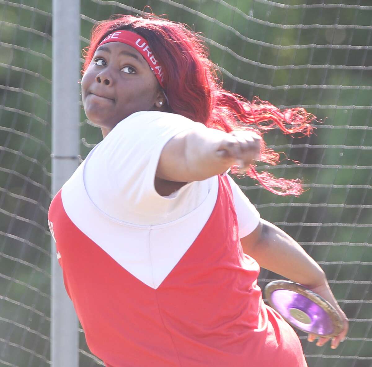 Jacksonville's Jade Thompson wins discus to qualify for state