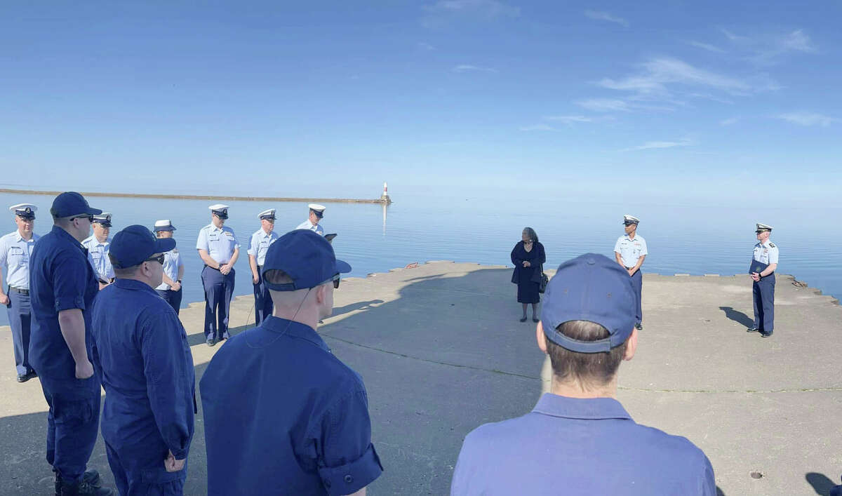 Manistee Coast Guard member promoted to chief at lighthouse ceremony