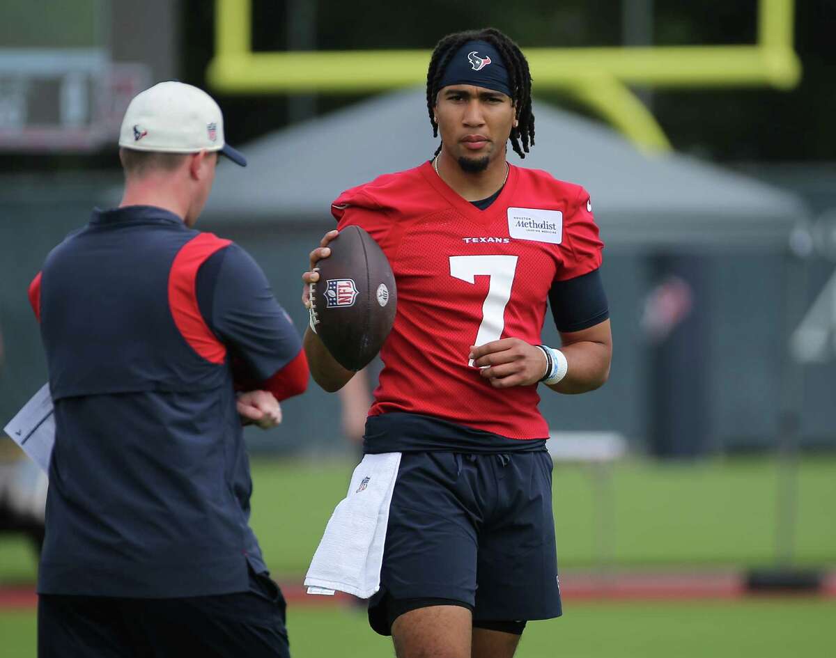 Houston Texans: First day of rookie minicamp about the little things