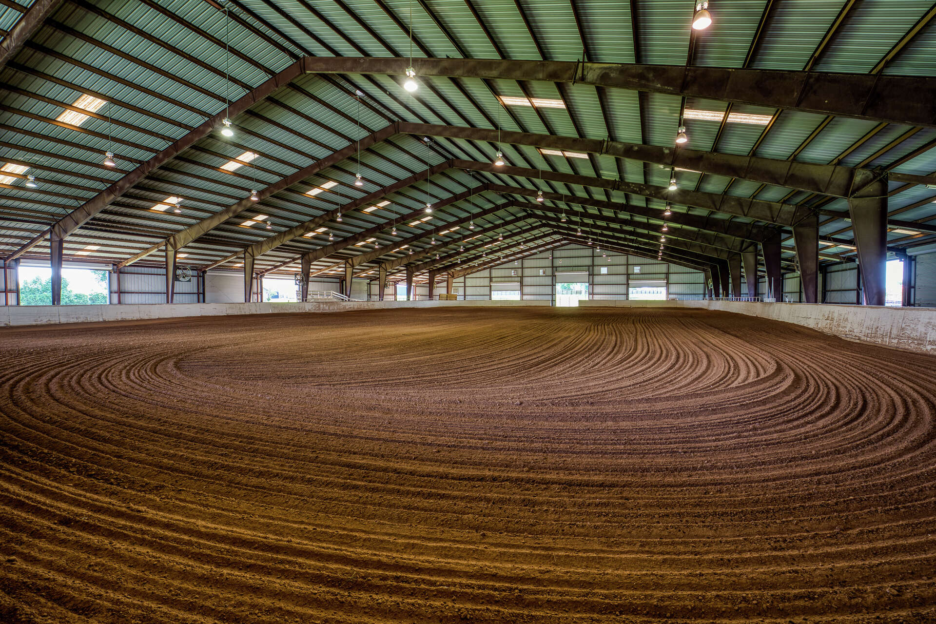 Inn at Dos Brisas, ranch resort north of Houston, for sale