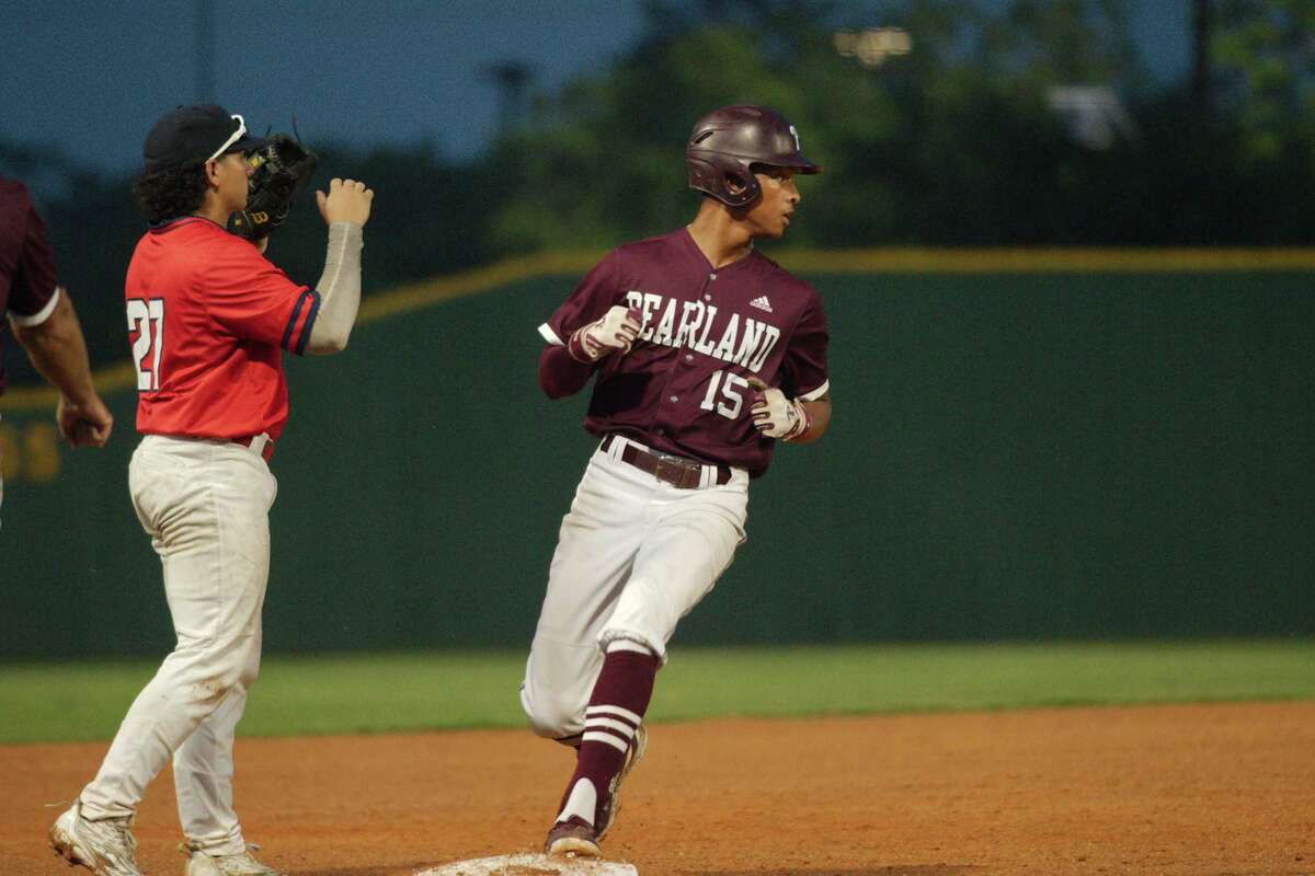 Atascocita Eagles defeat Pearland Oilers, force deciding game