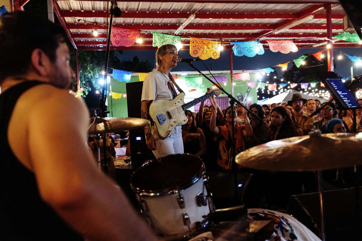 Y La Bamba brings 'Ojos del Sol' to Jaime's Place in San Antonio