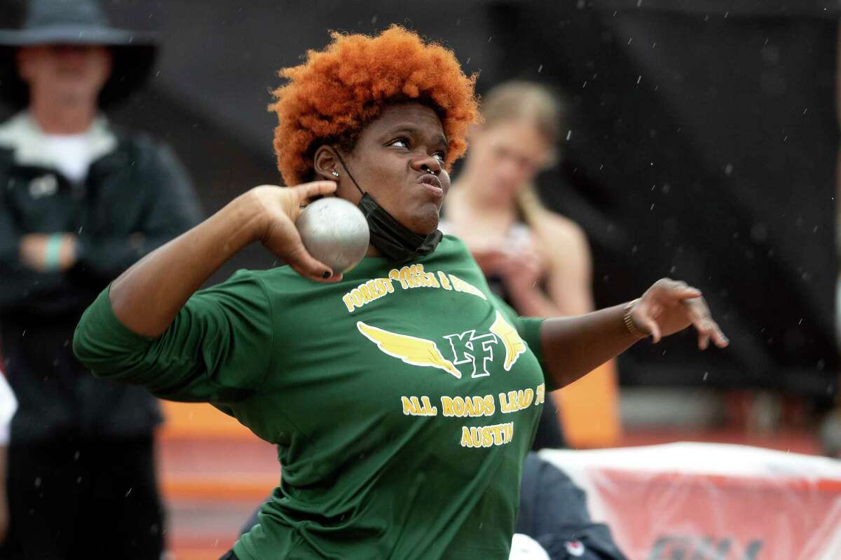 Live updates: UIL Class 6A track and field championships.