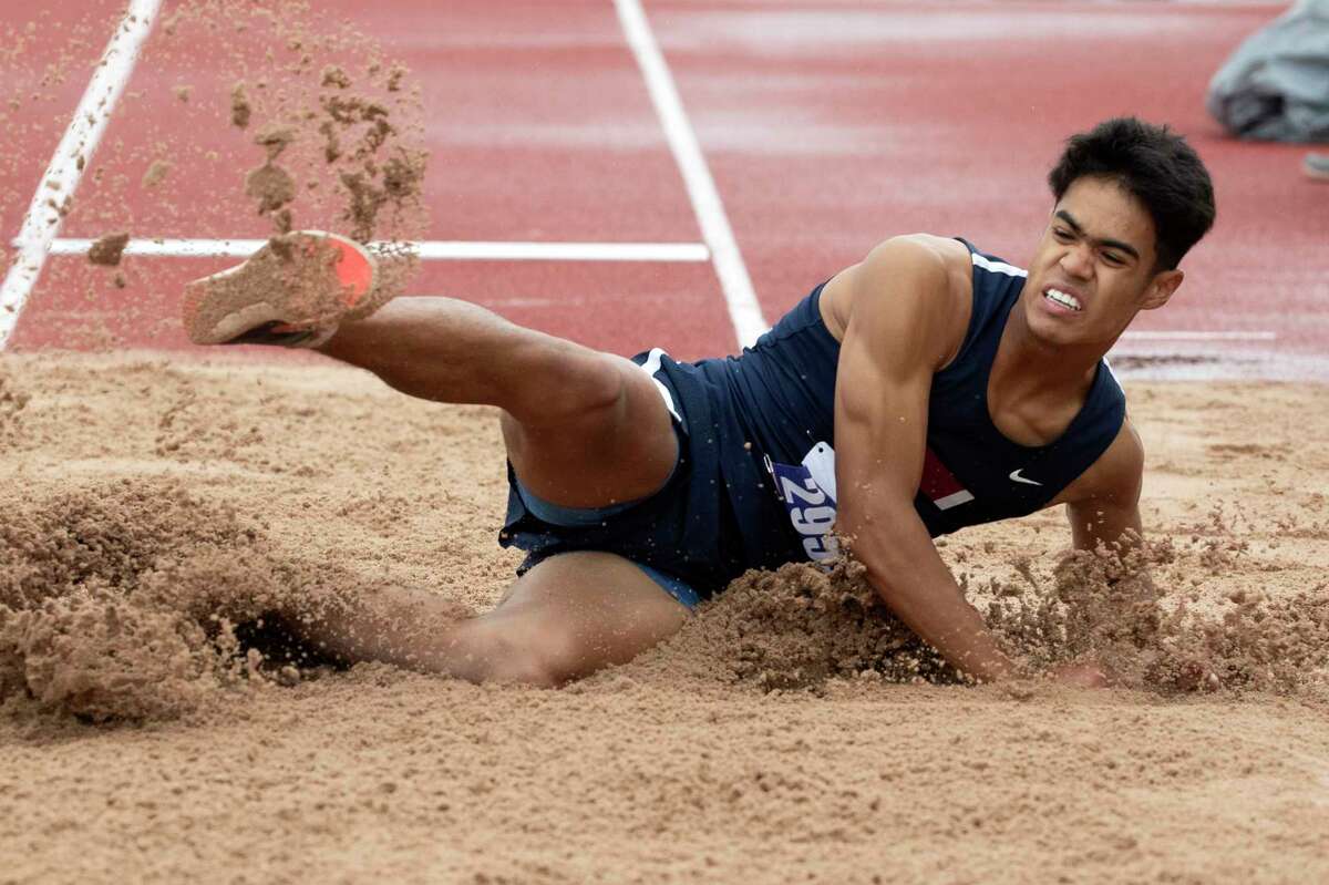 Klein Forest boys win 6A state track and field championship