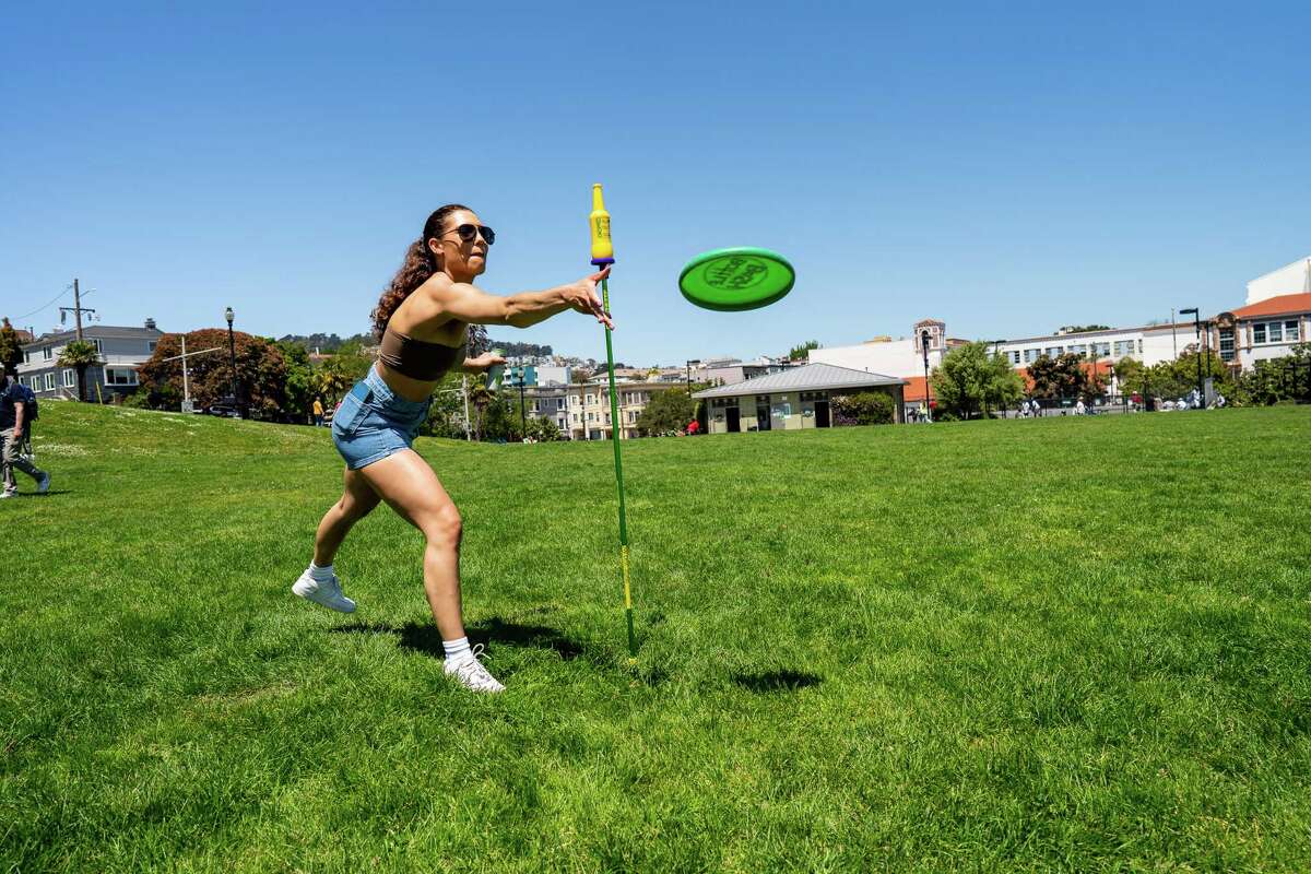 Bay Area residents flock outside as heat finally returns