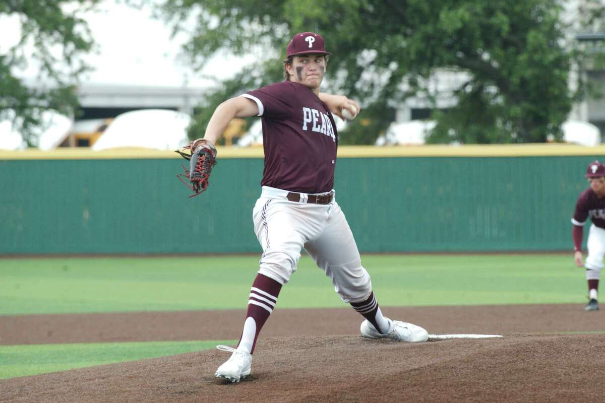 No. 1 Pearland downs Atascocita to advance to regional quarterfinal