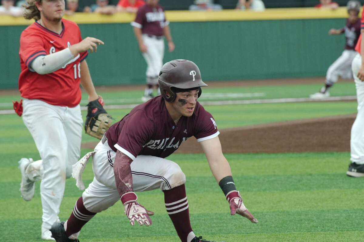 No. 1 Pearland downs Atascocita to advance to regional quarterfinal