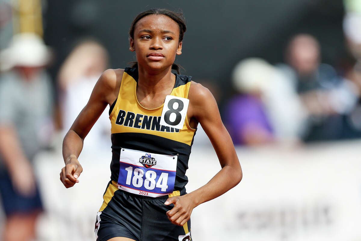 Brandeis' Rafe Clendenin has gold-medal end at state track and field