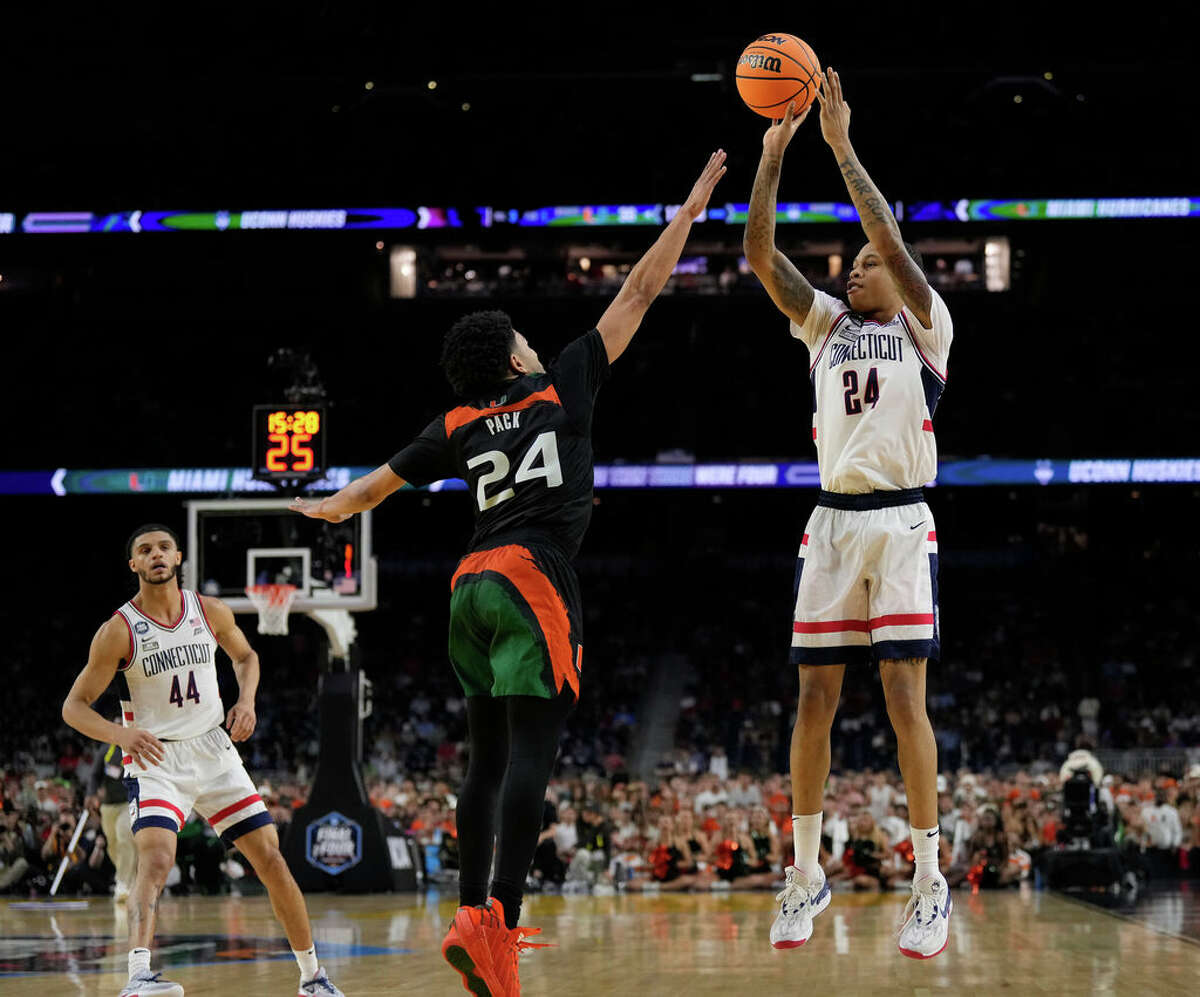 Who are best 3-point shooters in UConn men's basketball history?