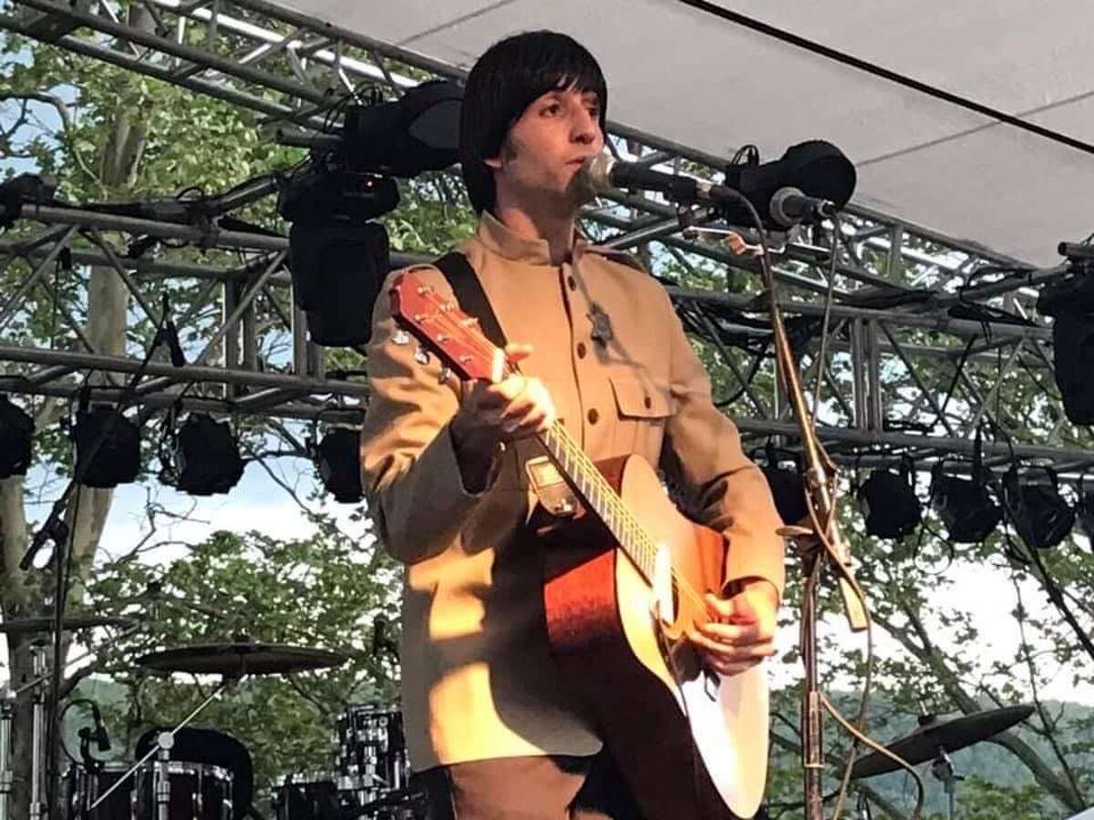 Torrington library to welcome Beatles author with impersonator