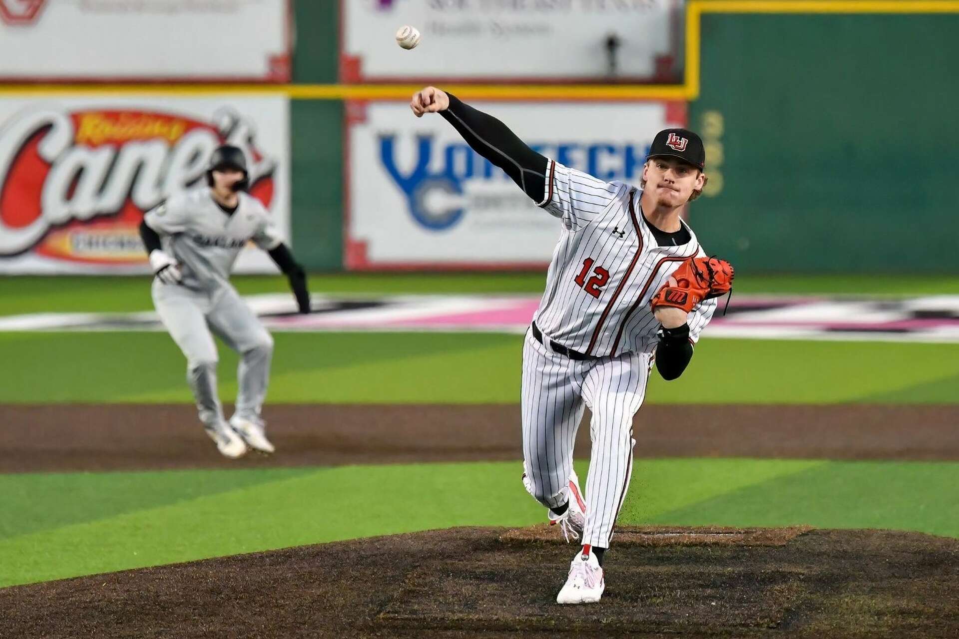 Sports - Beaumont Enterprise