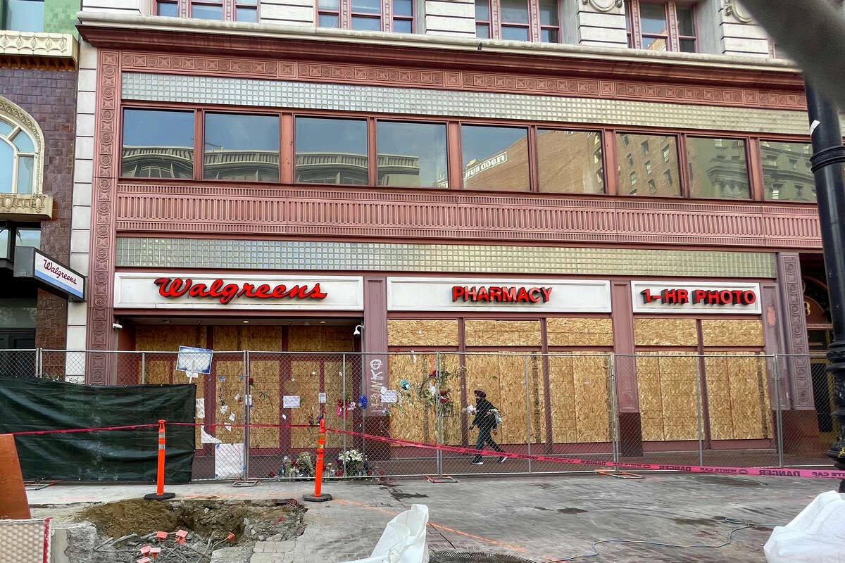 Family of Banko Brown files lawsuit against Walgreens Family of Banko Brown files lawsuit against Walgreens