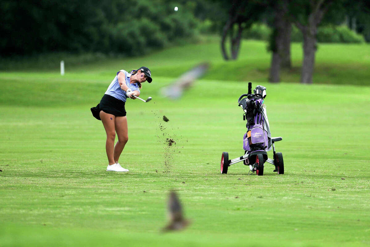 Montgomery, Lake Creek medal at UIL Class 5A golf tournament
