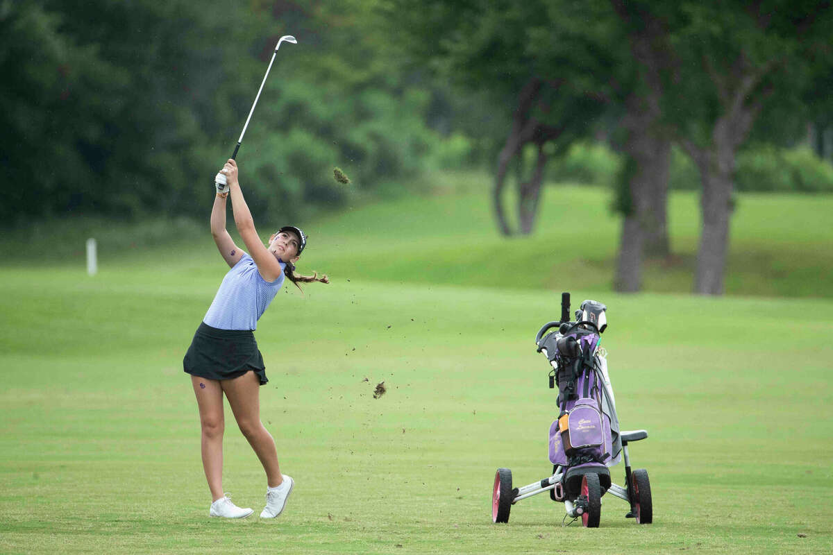 Montgomery, Lake Creek medal at UIL Class 5A golf tournament