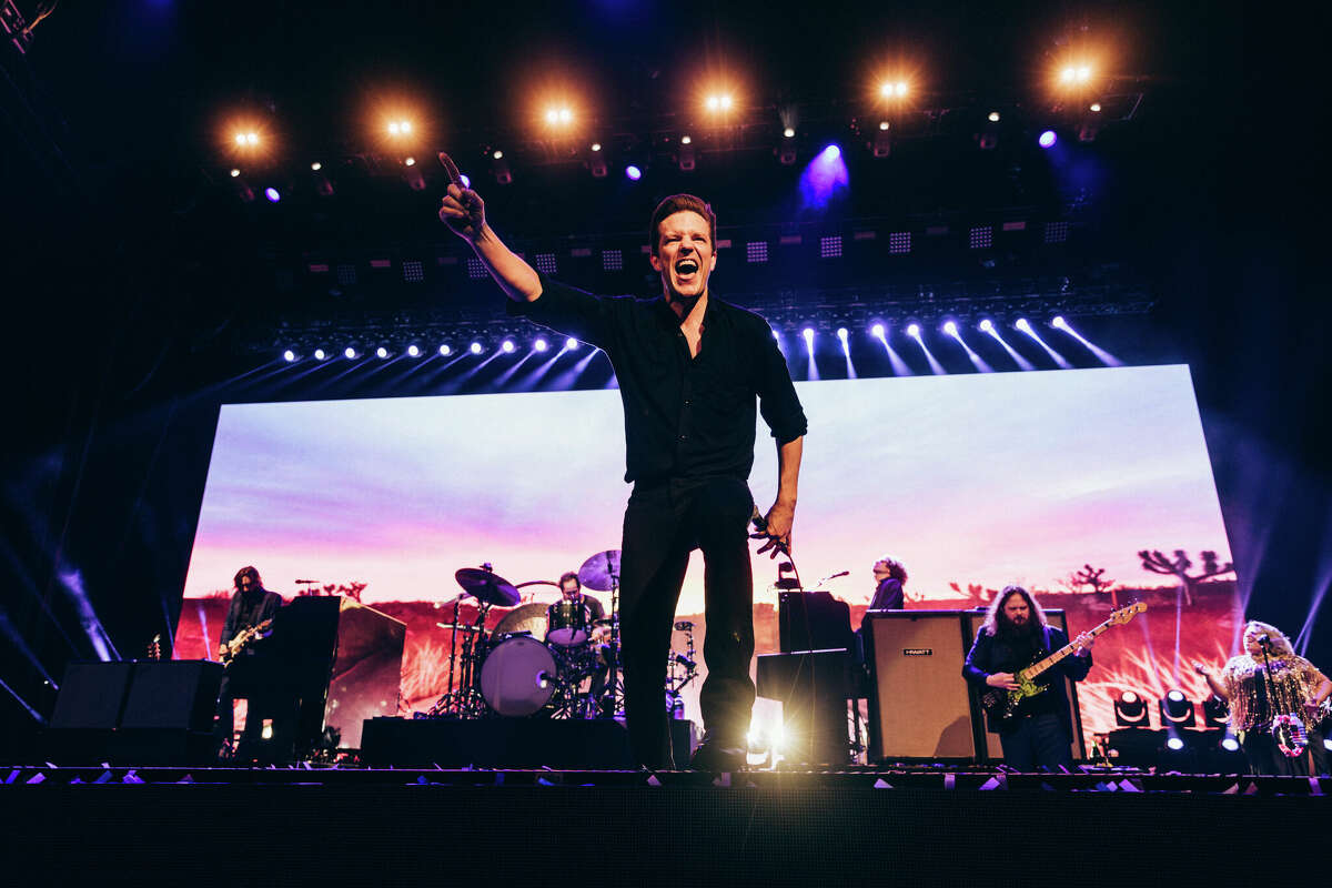 Concert review: The Killers at Houston’s Toyota Center