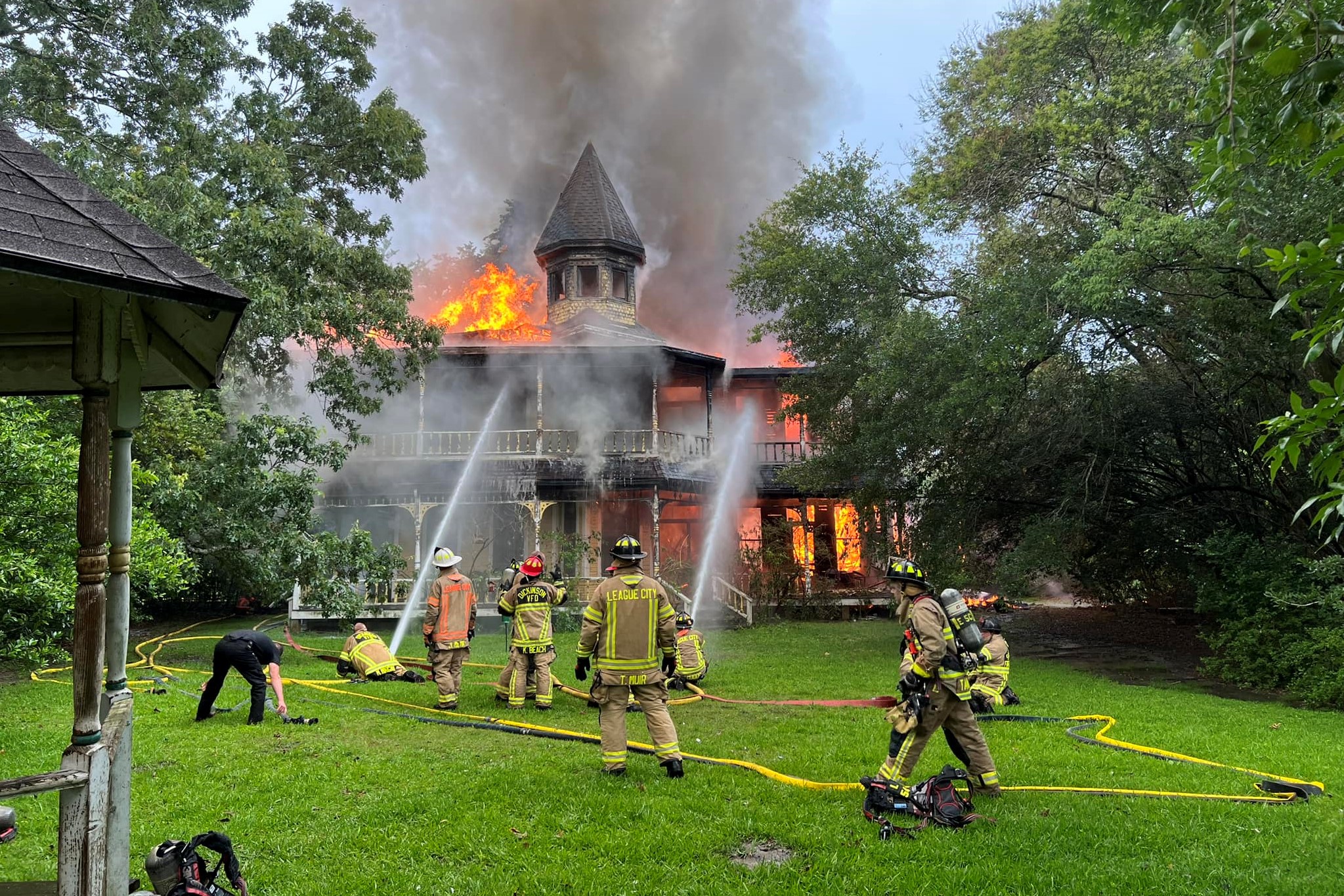 The oldest home in Dickinson was just lost to a massive fire