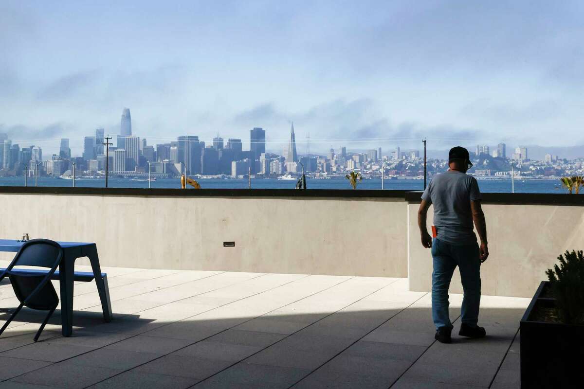 S.F. opens $110 million housing complex for homeless veterans